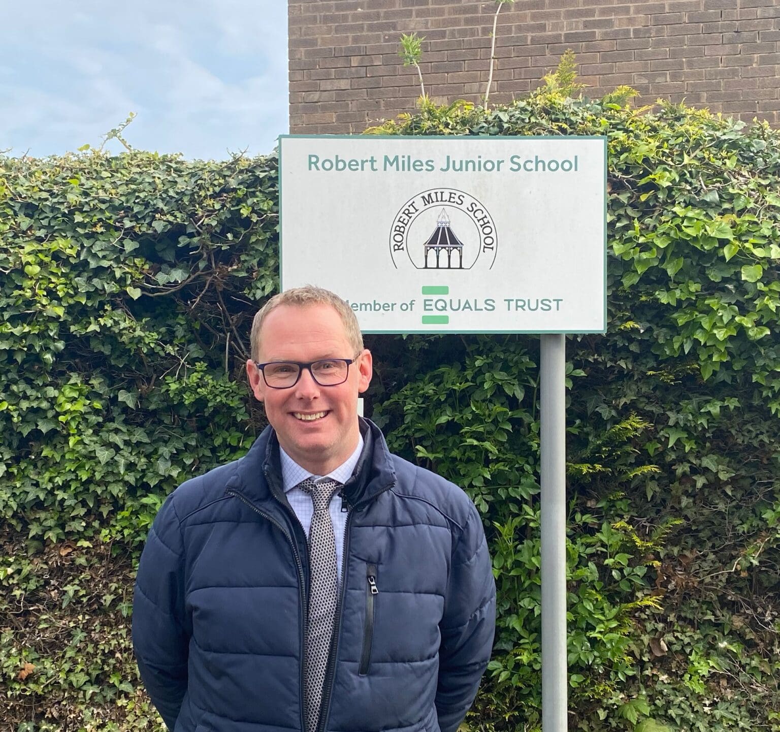 Welcome - Robert Miles Junior School